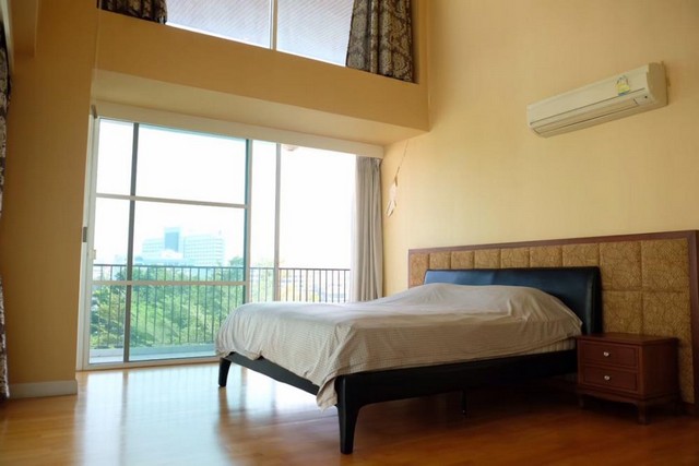 ให้เช่าห้องพักหรูริมหาดจอมเทียนคอนโดติดริมทะเล พัทยา ghjkll