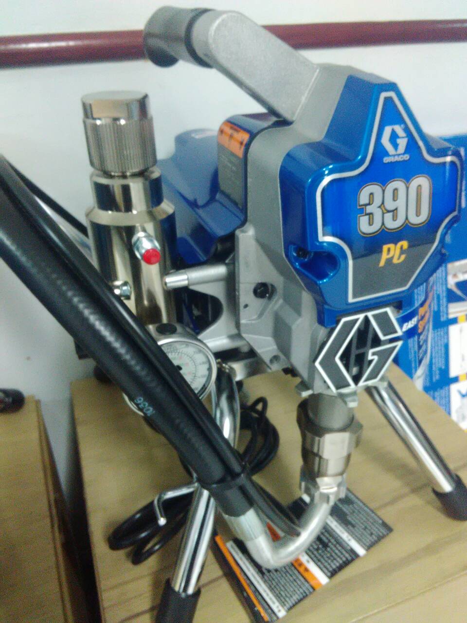 เครื่องพ่นสี ยี่ห้อ Graco รุ่น 390 PC