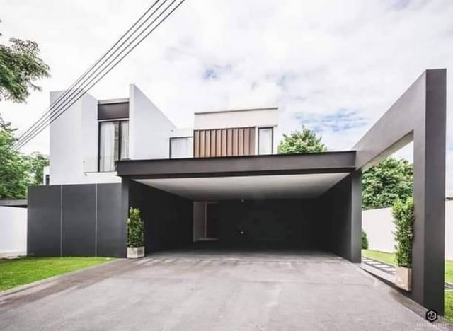 พร้อม เฟอร์นิ เจอร์ พร้อม อยุ่